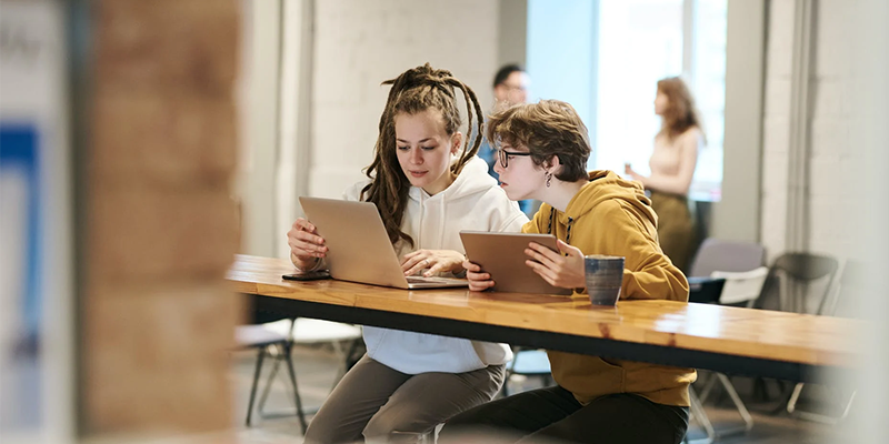 8 Surprising Ways Using Software Changed Our Education - unremot.com